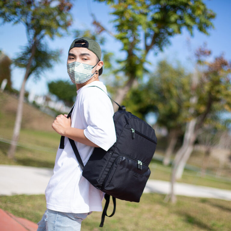 AXIO Packable Backpack 17L頂級折疊式旅用後背包(AFB-03B)-太空黑 | 祥記實業股份有限公司